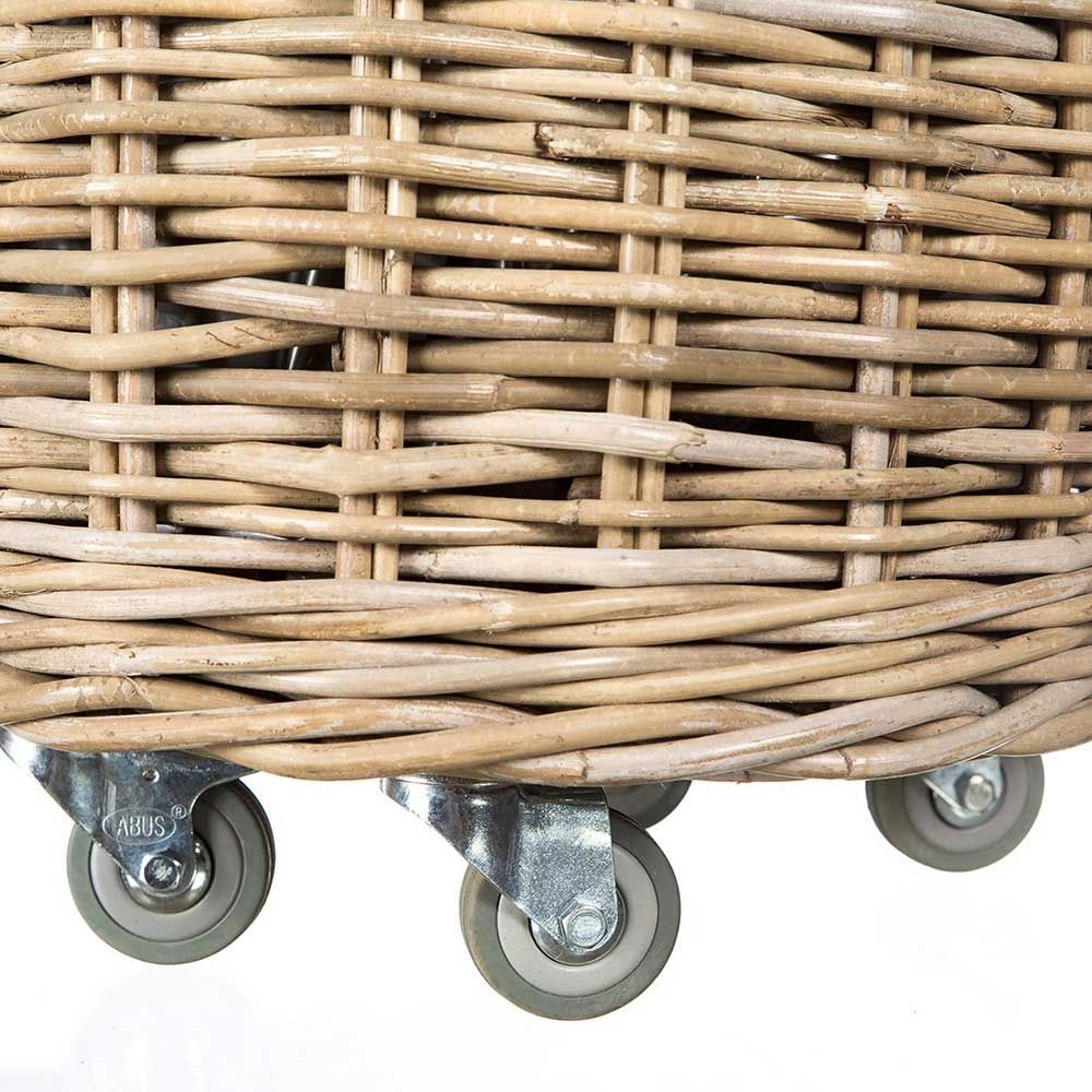 Grand panier en rotin tressé